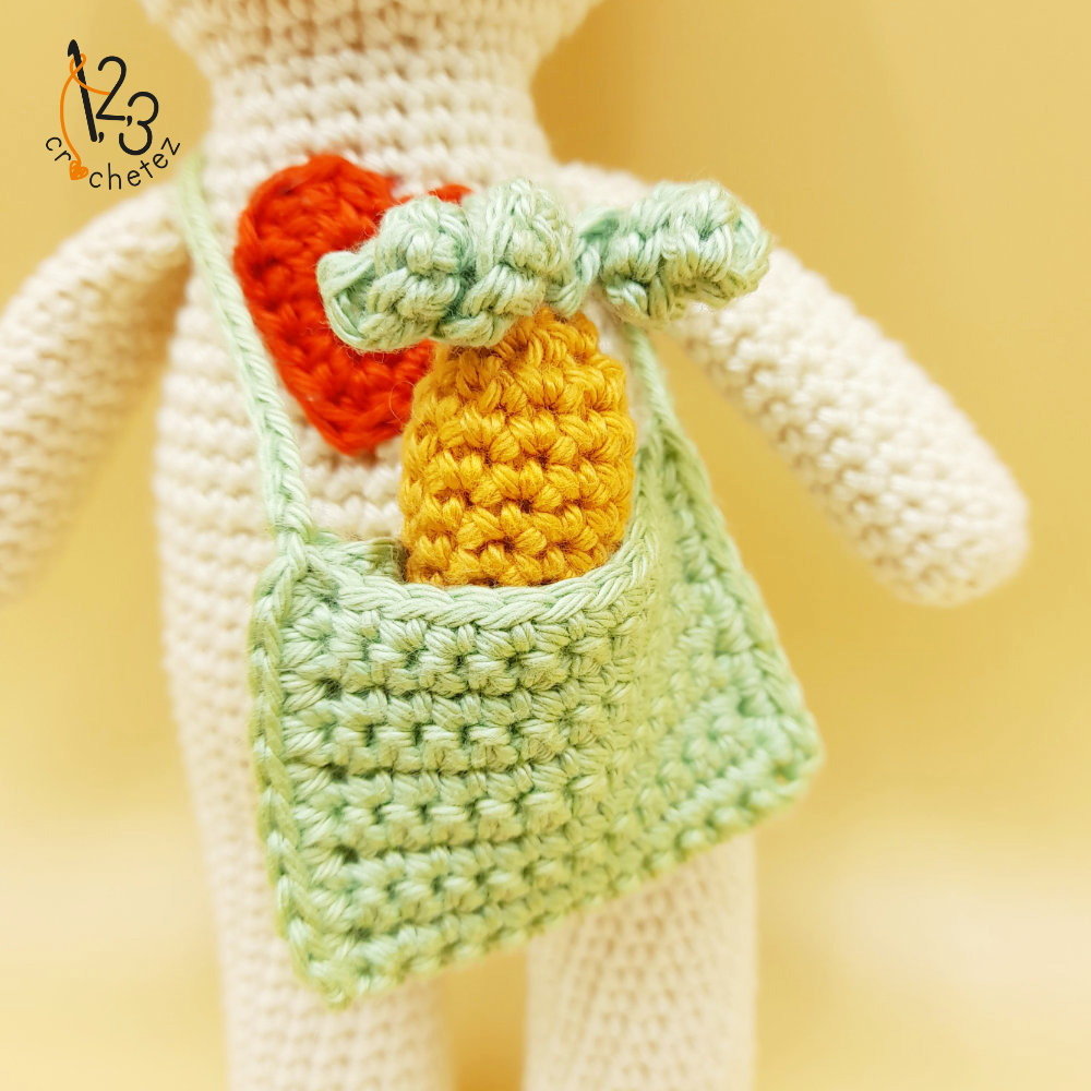 Panpan, le lapin et Perle, la lapine au crochet. - 123Crochetez