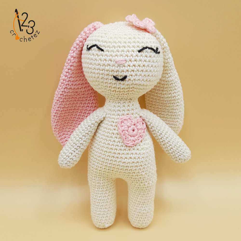 Panpan, le lapin et Perle, la lapine au crochet. - 123Crochetez